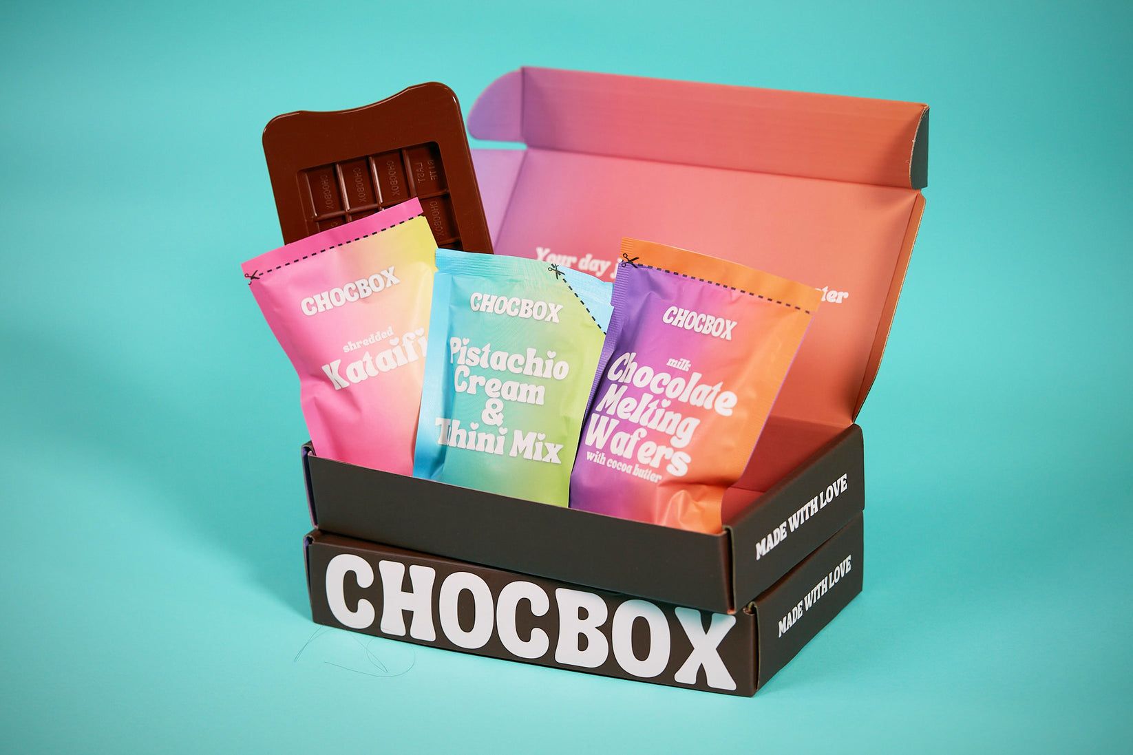 Viral Knafeh Stuffed Chocolate Bar Kit – Chocbox LA